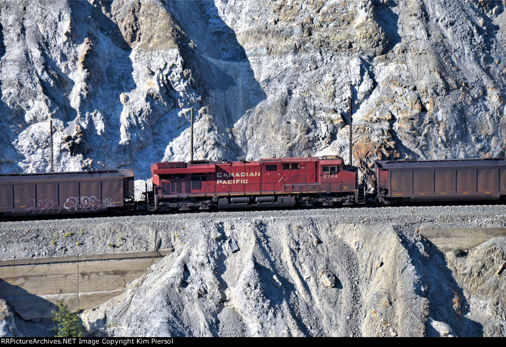 CP 8764 Mid-Train DPU